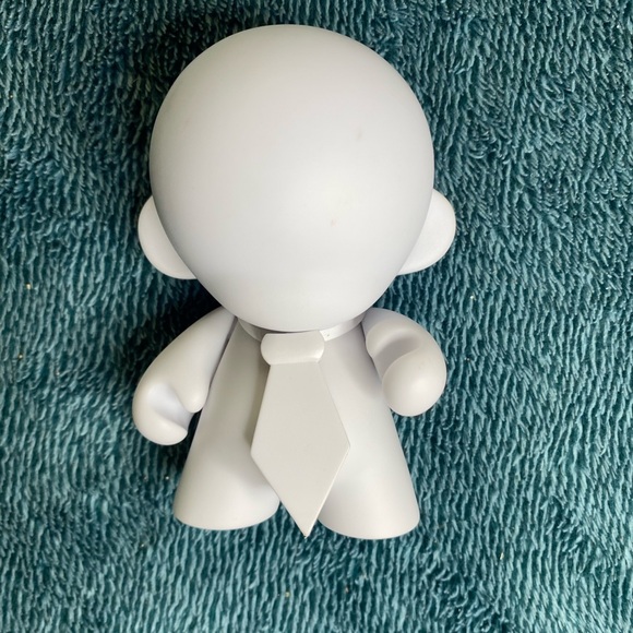 Kid Robot | Art | Kid Robot Munny Decorate Yourself Vinyl Character ...